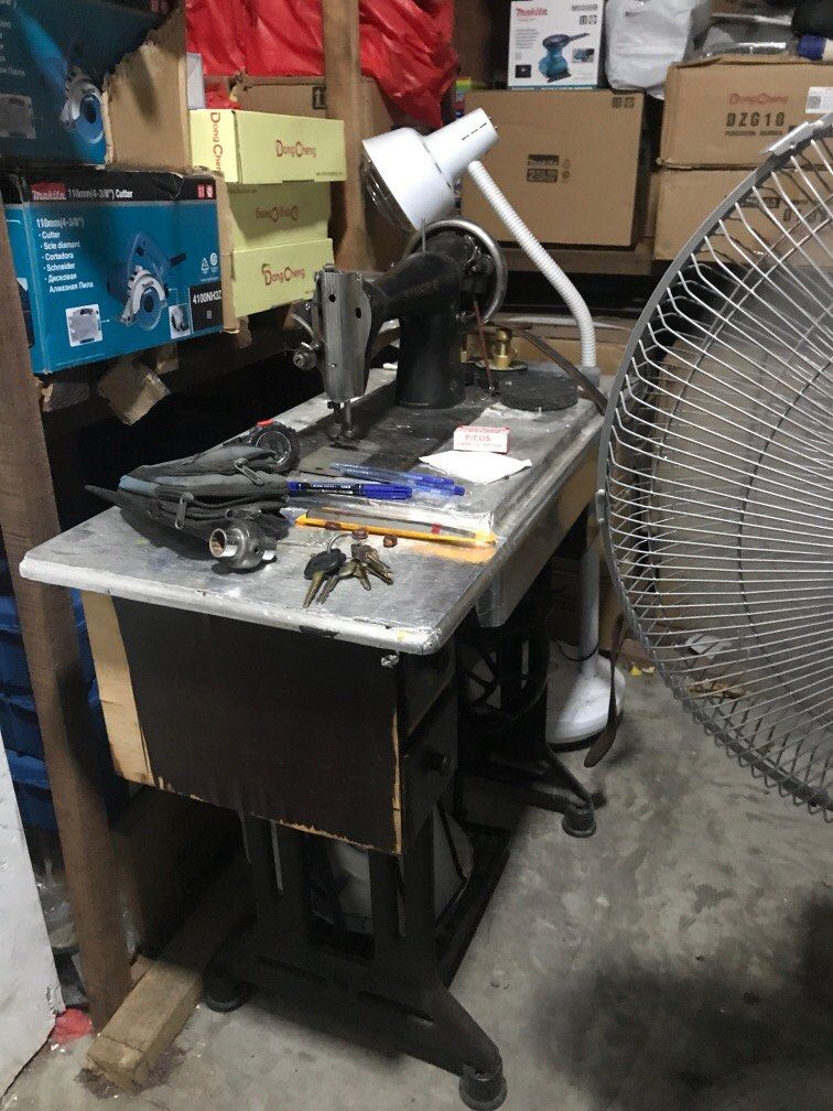 Manual sewing machine, Motorcycles, Motorcycle Accessories on Carousell