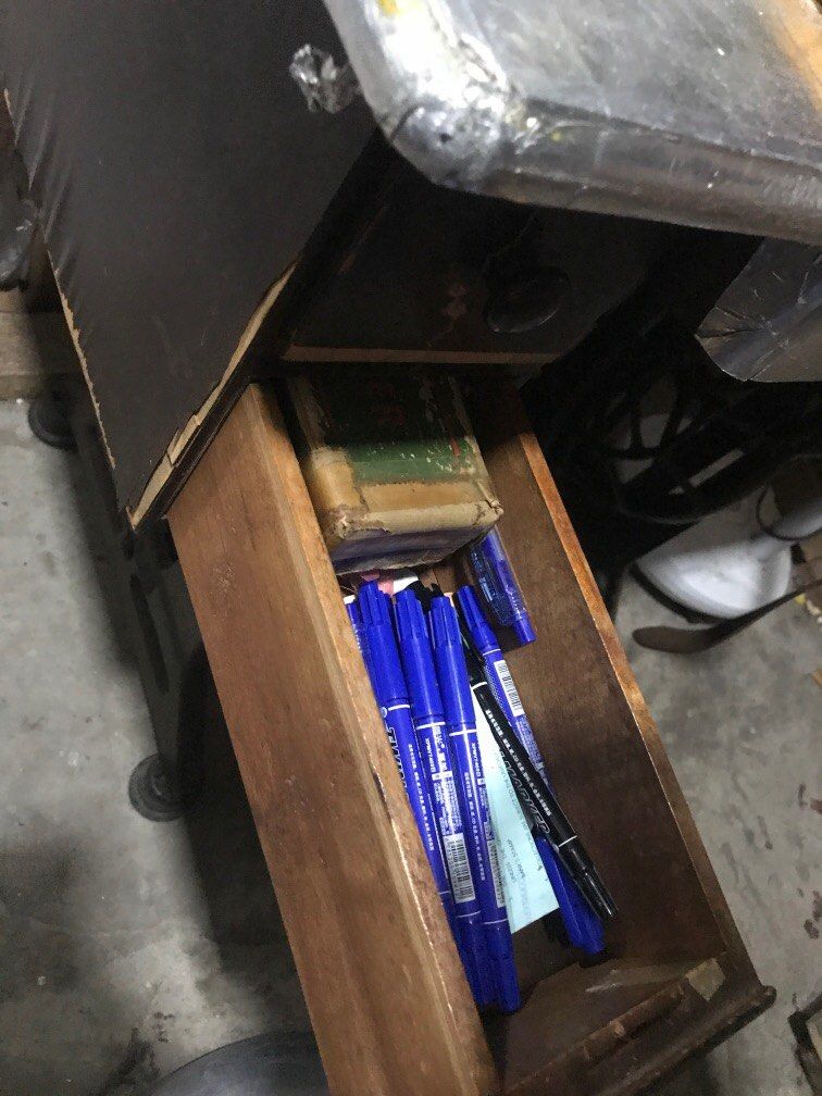 Manual sewing machine, Motorcycles, Motorcycle Accessories on Carousell