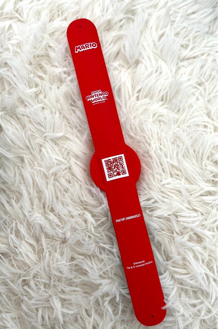 Mario Power-Up Band from Super Nintendo World, Video Gaming, Video ...