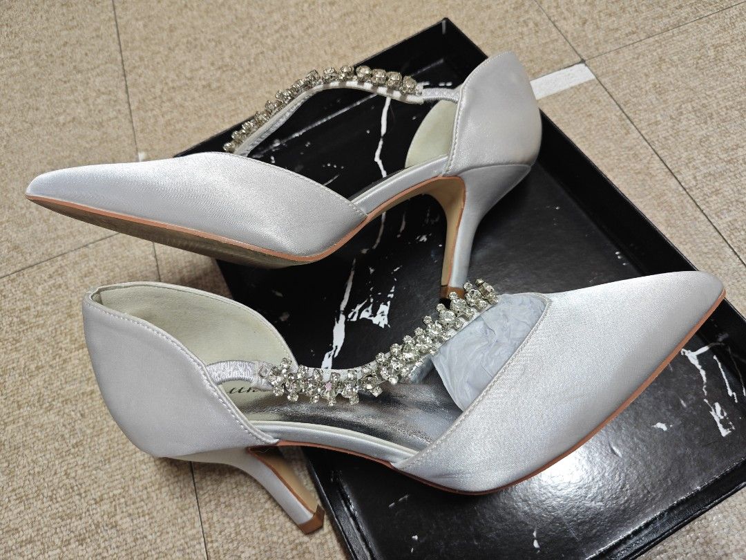 Matthews Heels on Carousell
