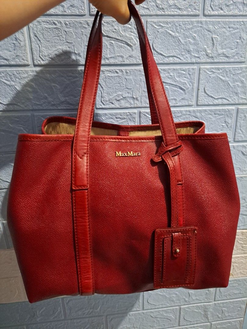 Max Mara, Women's Fashion, Bags & Wallets, Shoulder Bags on Carousell