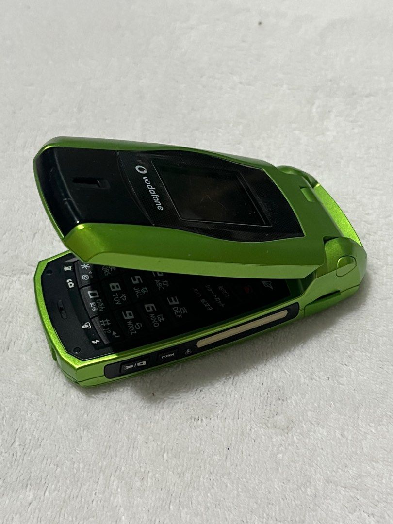 Mitsubishi Electric V401D for Vodafone (Y2K Flip Phone) on Carousell