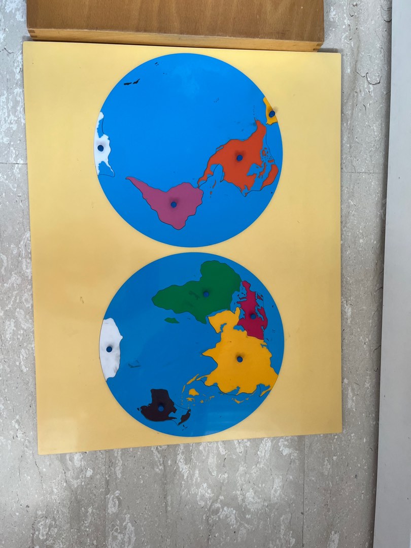Montessori wooden map, Hobbies & Toys, Toys & Games on Carousell