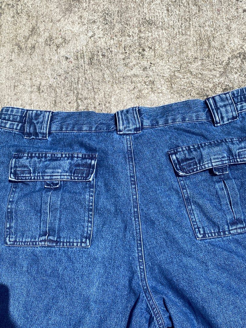 Jorts 6 Pocket Above the Knee, Men's Fashion, Bottoms, Shorts on Carousell
