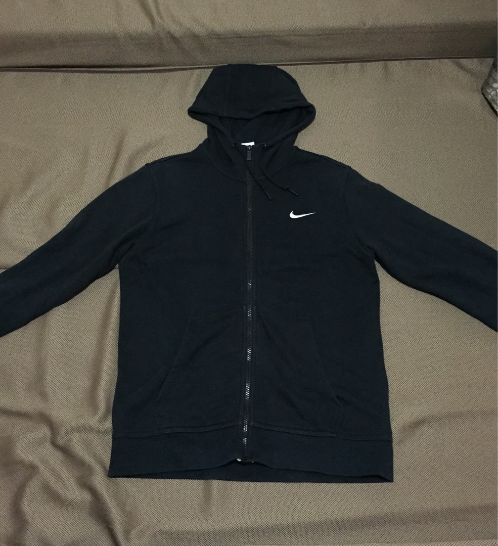 Nike side swoosh jacket on Carousell