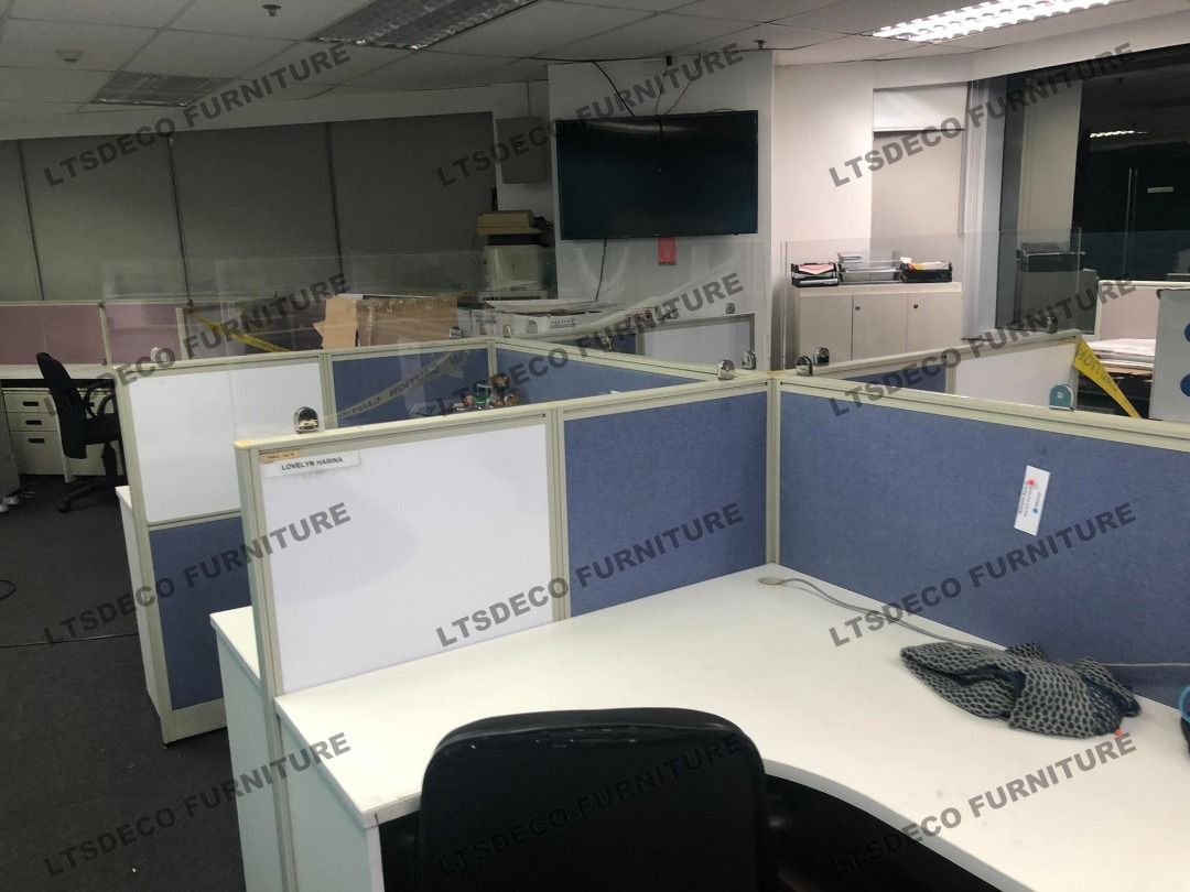 OFFICE MODULAR PARTITION OFFICE FURNITURE AND PARTITION on Carousell