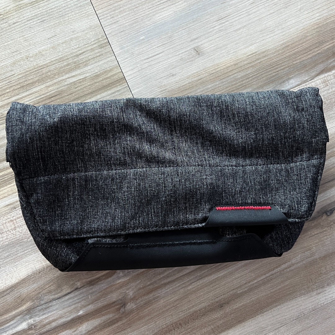 Peak Design Field Pouch v1 - Charcoal, Photography, Photography ...
