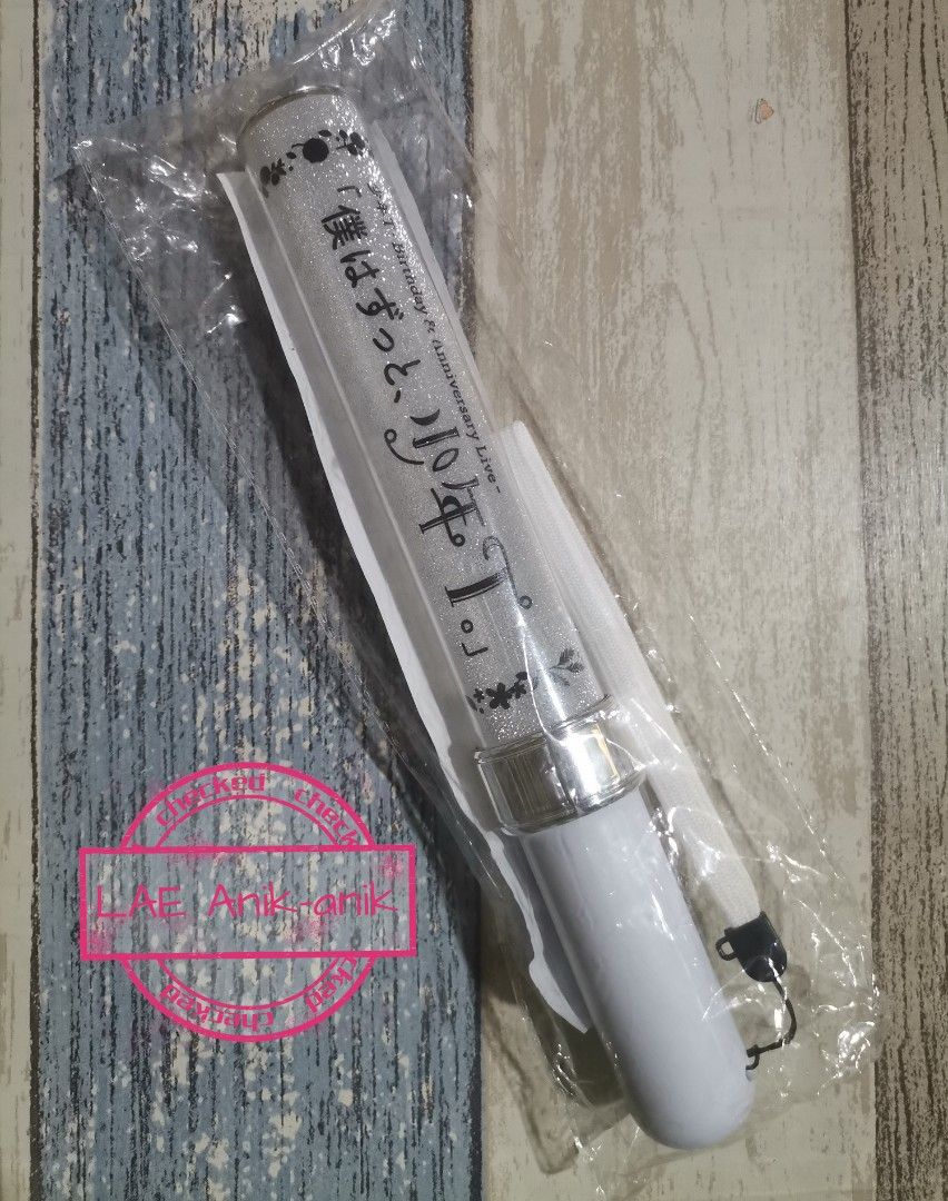 Random JPOP Penlight on Carousell