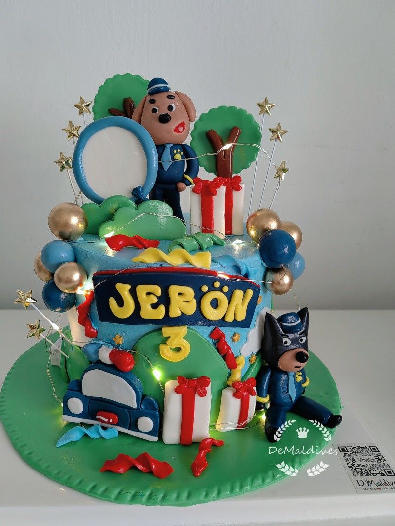 Safety Sheriff Labrador themed Birthday Cake, Food & Drinks, Homemade ...
