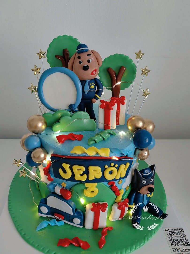Safety Sheriff Labrador themed Birthday Cake, Food & Drinks, Homemade ...