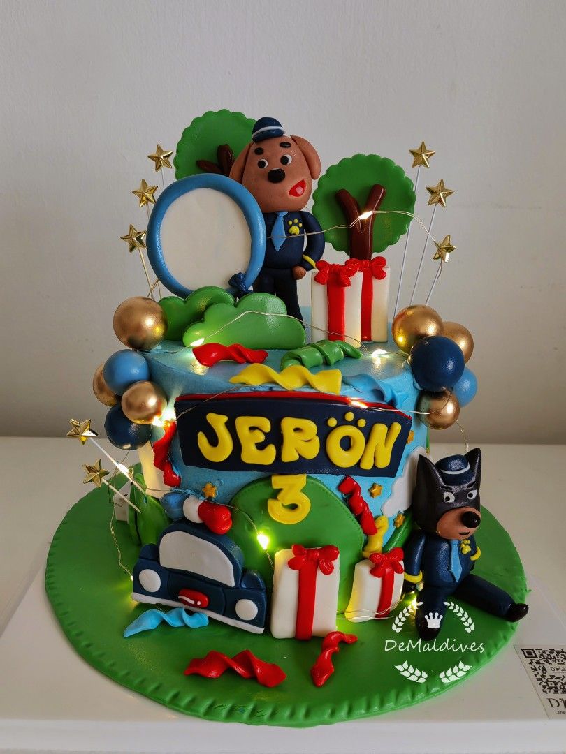Safety Sheriff Labrador themed Birthday Cake, Food & Drinks, Homemade ...