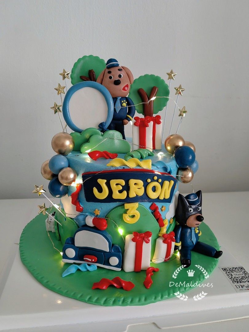 Safety Sheriff Labrador themed Birthday Cake, Food & Drinks, Homemade ...