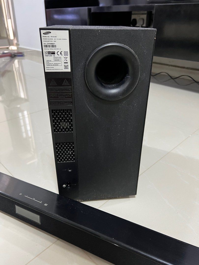 Samsung HW- J450 Soundbar with Subwoofer, Audio, Soundbars, Speakers & Amplifiers on Carousell