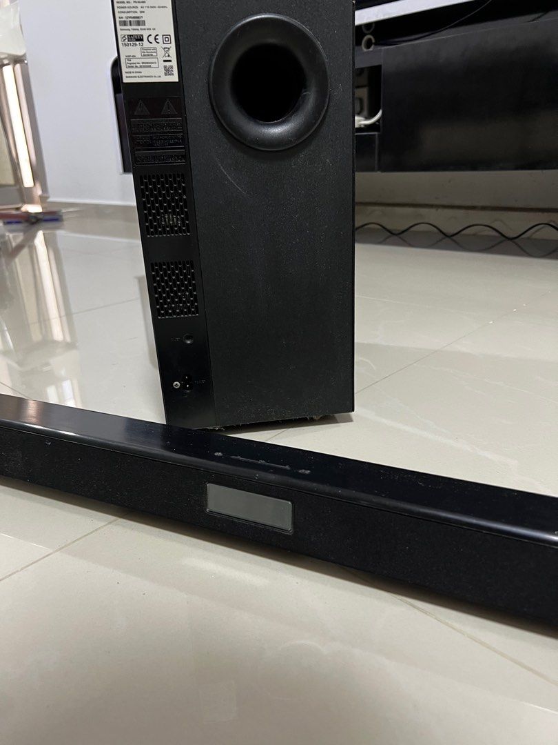 Samsung HW- J450 Soundbar with Subwoofer, Audio, Soundbars, Speakers & Amplifiers on Carousell