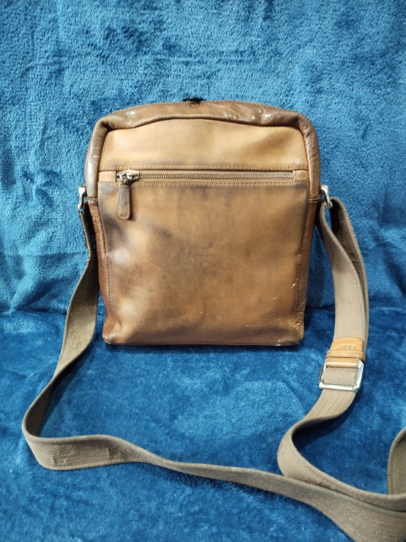 SKAP VINTAGE GENUINE LEATHER W/ CODE SLING BAG FOR MEN, Men's Fashion ...