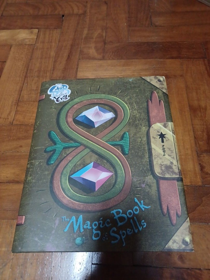Star vs the Forces of Evil The Magic Book of Spells, Hobbies & Toys ...
