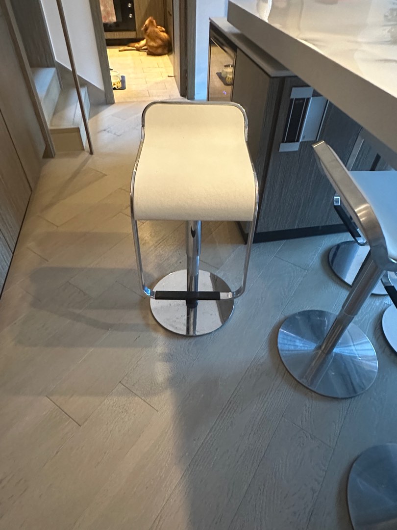 Stool bar x 6, 傢俬＆家居, 傢俬, 椅子 - Carousell