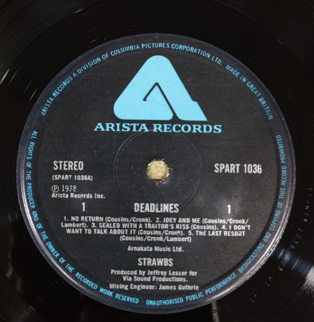 Strawbs - Deadlines, Hobbies & Toys, Music & Media, Vinyls on Carousell