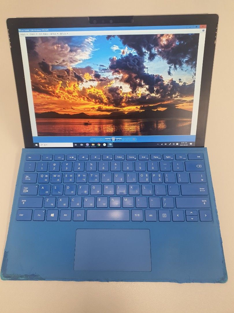 Surface Pro 5 - RAM 8GB / SSD 256GB, 電腦＆科技, 手提電腦 - Carousell