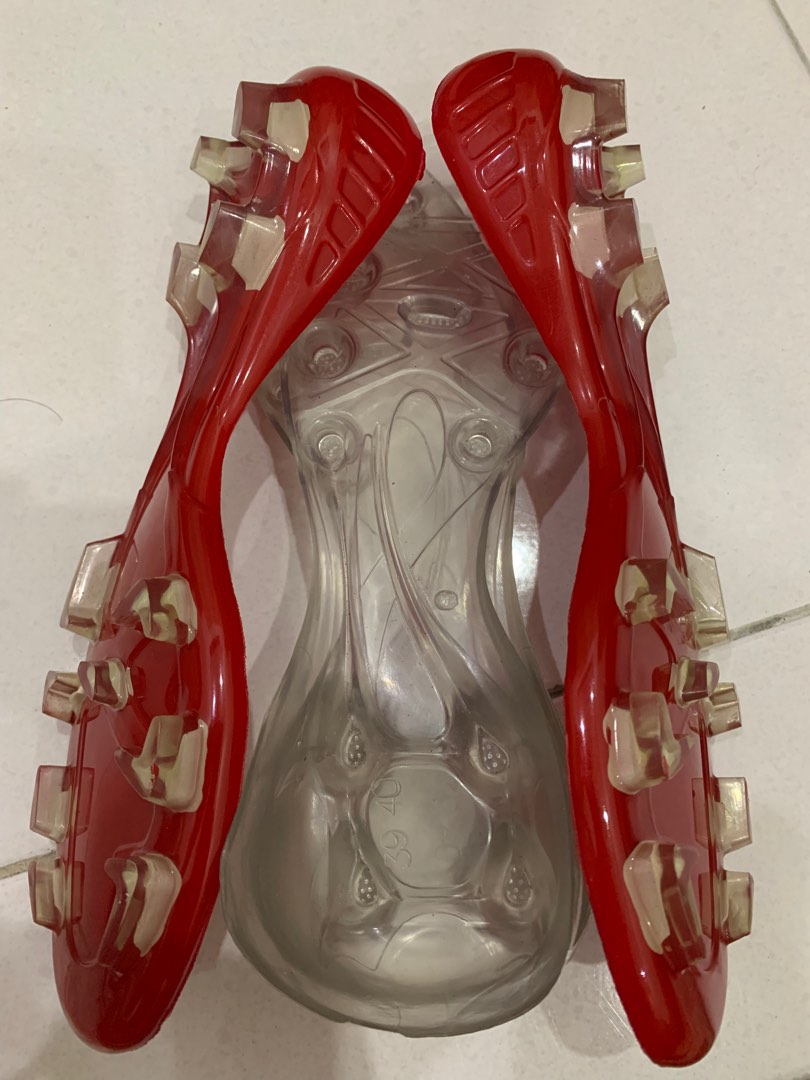 Tapak kasut bola football boot outsole Mizuno, Men's Fashion, Footwear ...