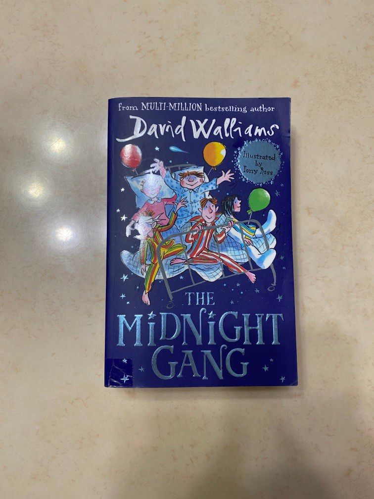 The Midnight Gang David Walliams, 興趣及遊戲, 書本 & 文具, 小說 & 故事書 - Carousell