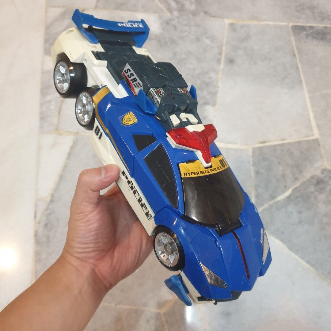 Tomica Hyper Blue Police 01 S.S.R Super Sonic Runner #lamborghini ...