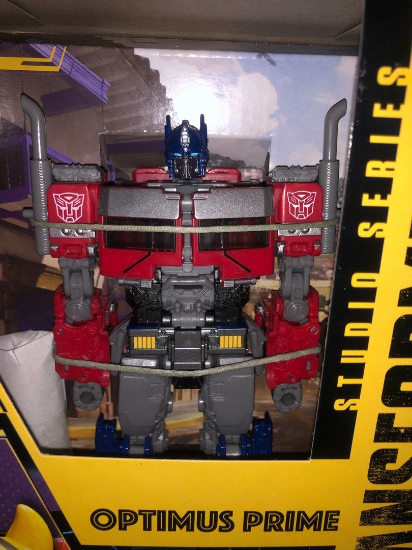 Transformers Studio Series SS102 Buzzworthy Bumblebee Optimus Prime ...