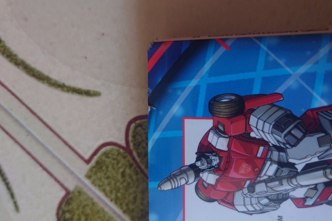 Transformers Ultimate Guide Book, Hobbies & Toys, Books & Magazines ...