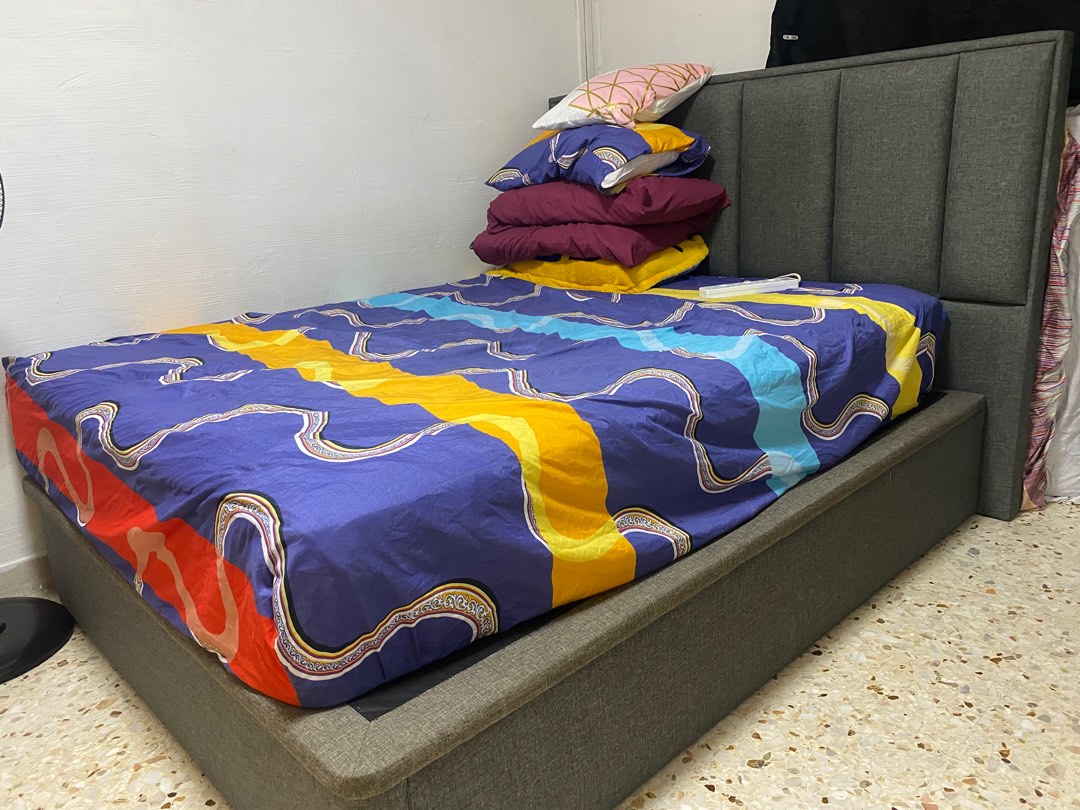 Used Queen Size Storage Bed, Furniture & Home Living, Furniture, Bed ...
