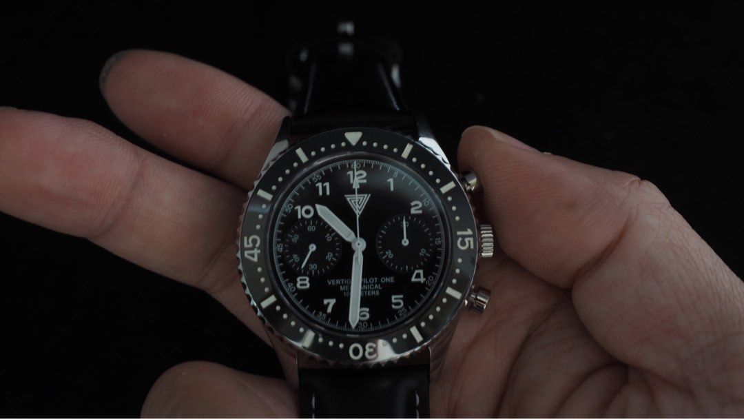 Vertigo Pilot One mechanical chronograph, 男裝, 手錶及配件, 手錶 - Carousell