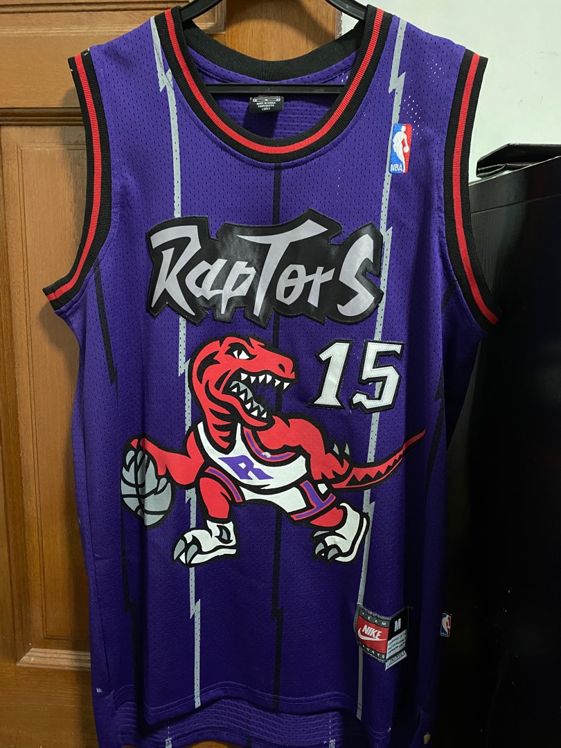 Vince Carter Raptors Jersey, Men's Fashion, Activewear on Carousell