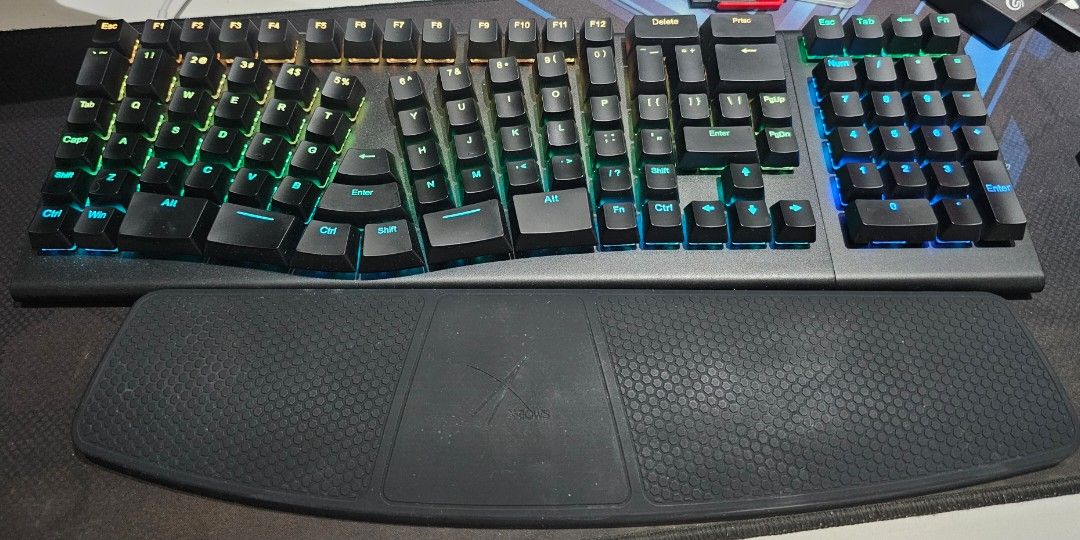 X-Bows Knight Plus Ergonomic Mechanical Keyboard with Detachable Number ...