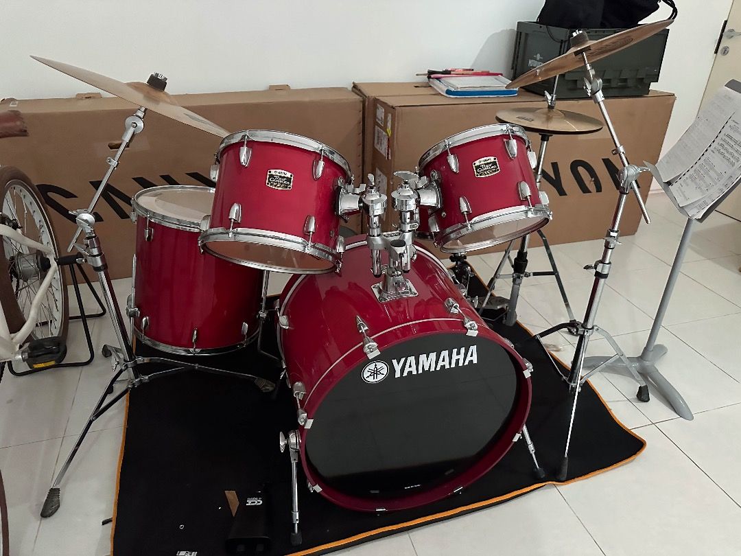 YAMAHA FULL DRUM SET, Hobbies & Toys, Music & Media, Musical ...