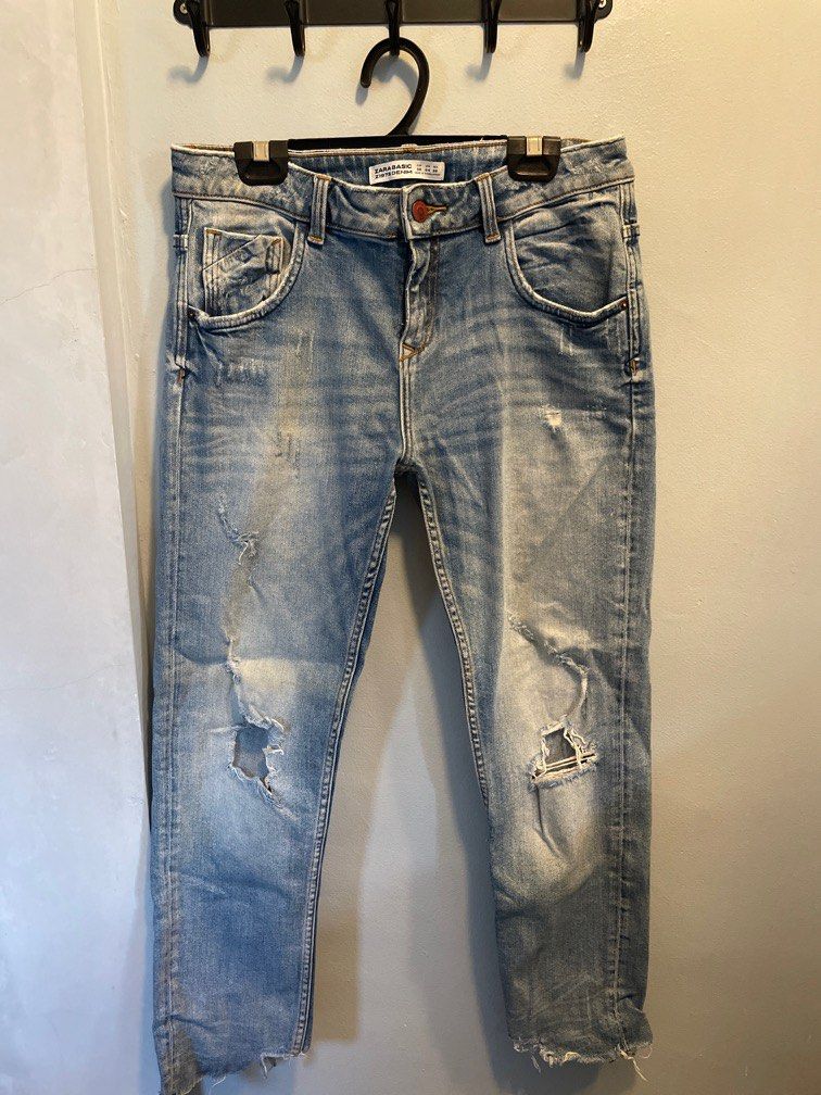 Zara Ripped Jeans, Women's Fashion, Bottoms, Jeans & Leggings on Carousell