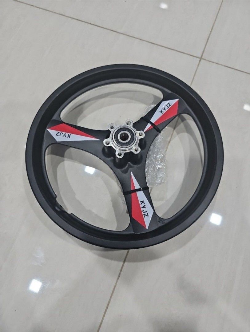 14 Inch Tri Spoke Front Rim with shaft, Sports Equipment, PMDs, E ...