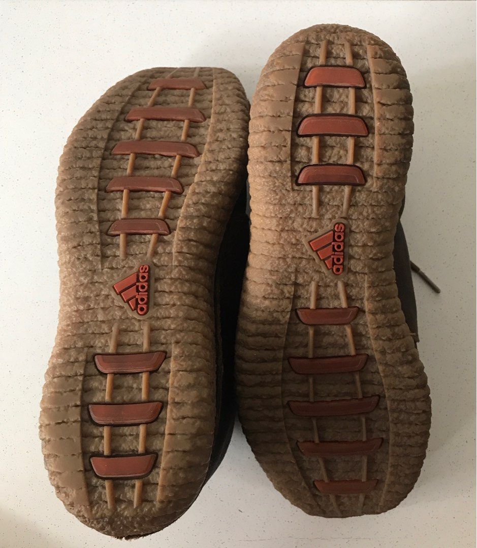 Adidas Anzo Mid leather boots, Men's Fashion, Footwear, Boots on Carousell