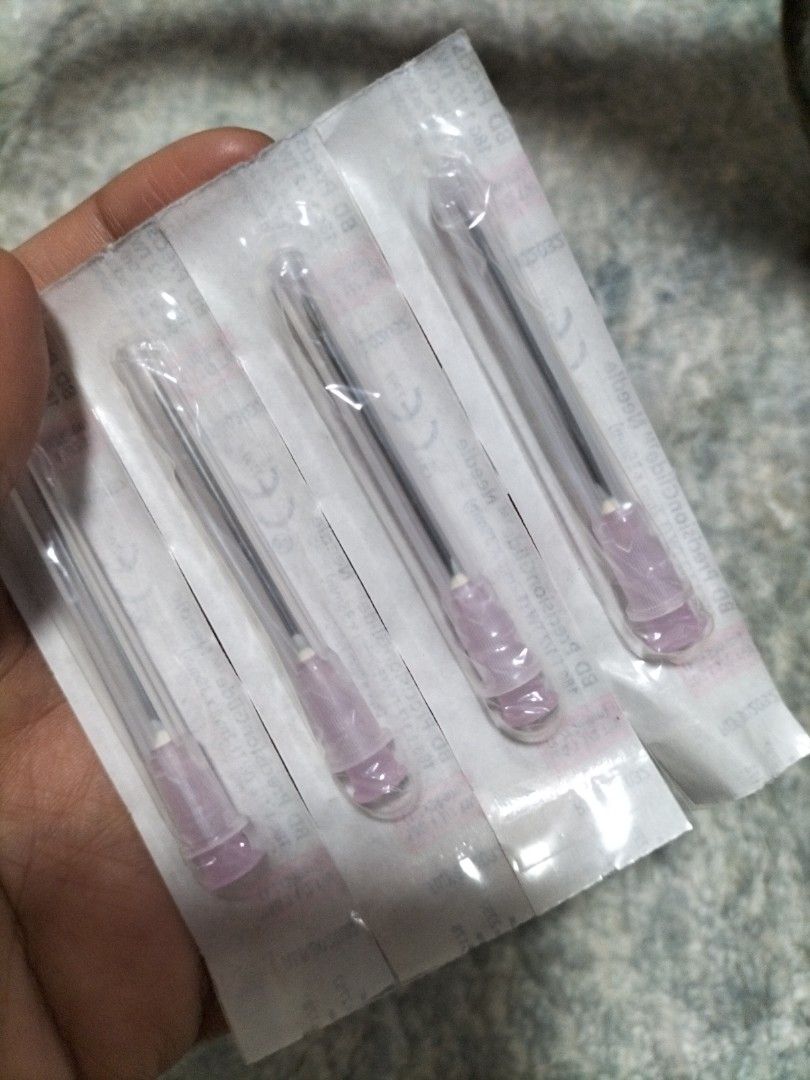 BD PrecisionGlide Needle 18G 1 1/2", Health & Nutrition, Medical ...