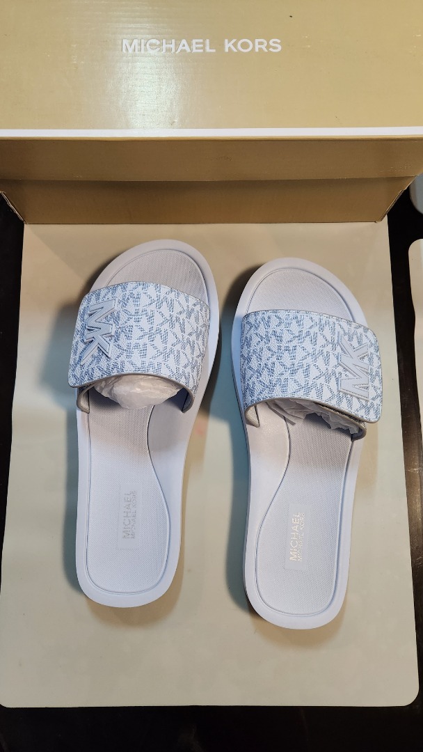 Michael Kors MK Slides Slippers, Women's Fashion, Footwear, Slippers ...