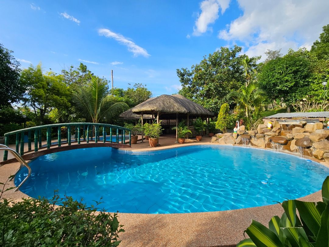 Bungalow with Hidden Resort in Silang Cavite on Carousell