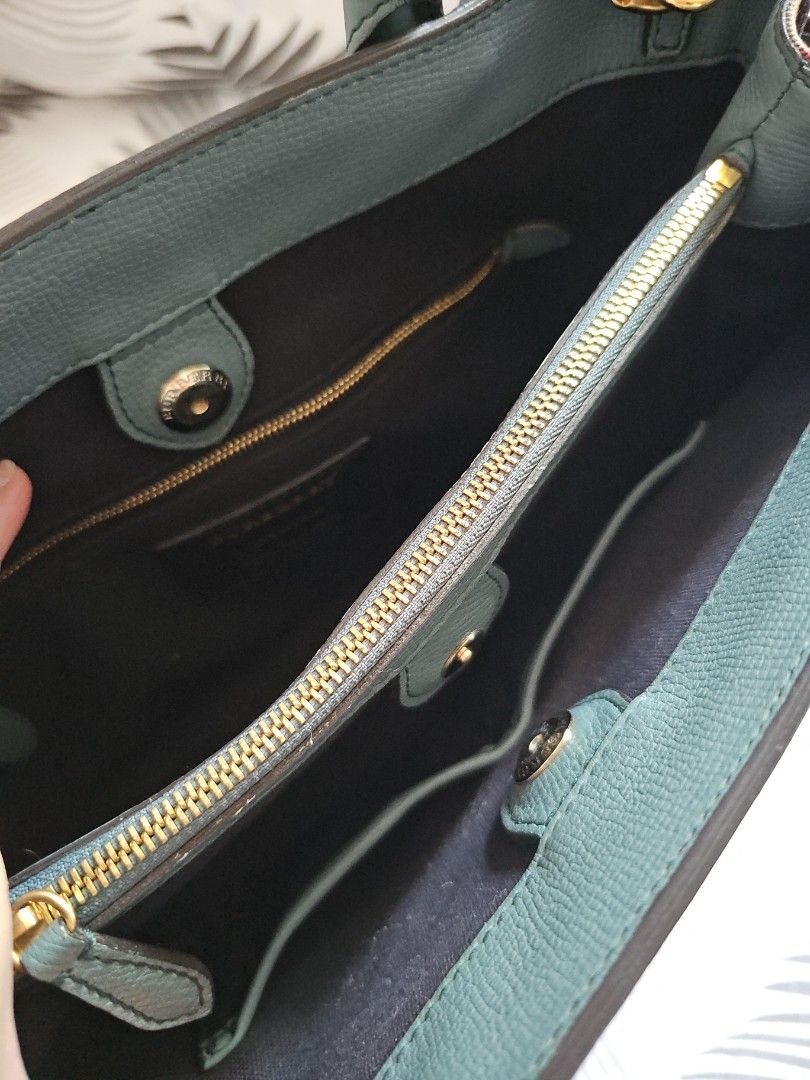 Burberry Banner, Luxury, Bags & Wallets on Carousell
