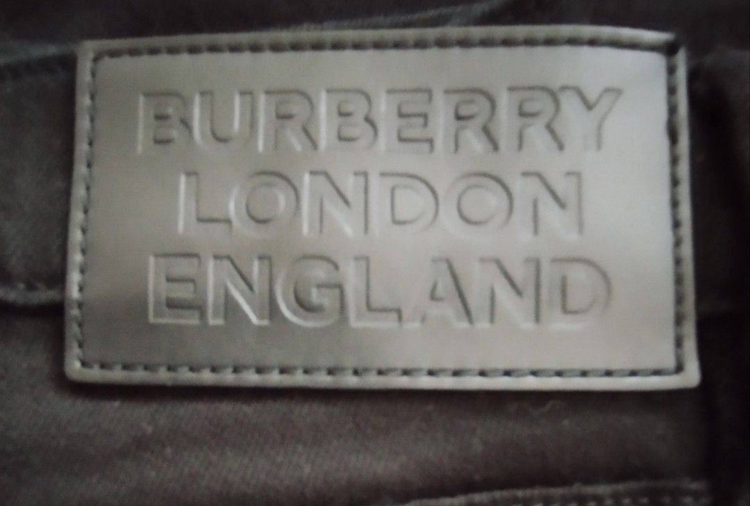 Burberry Uniform stretch jeans, Men's Fashion, Bottoms, Jeans on Carousell