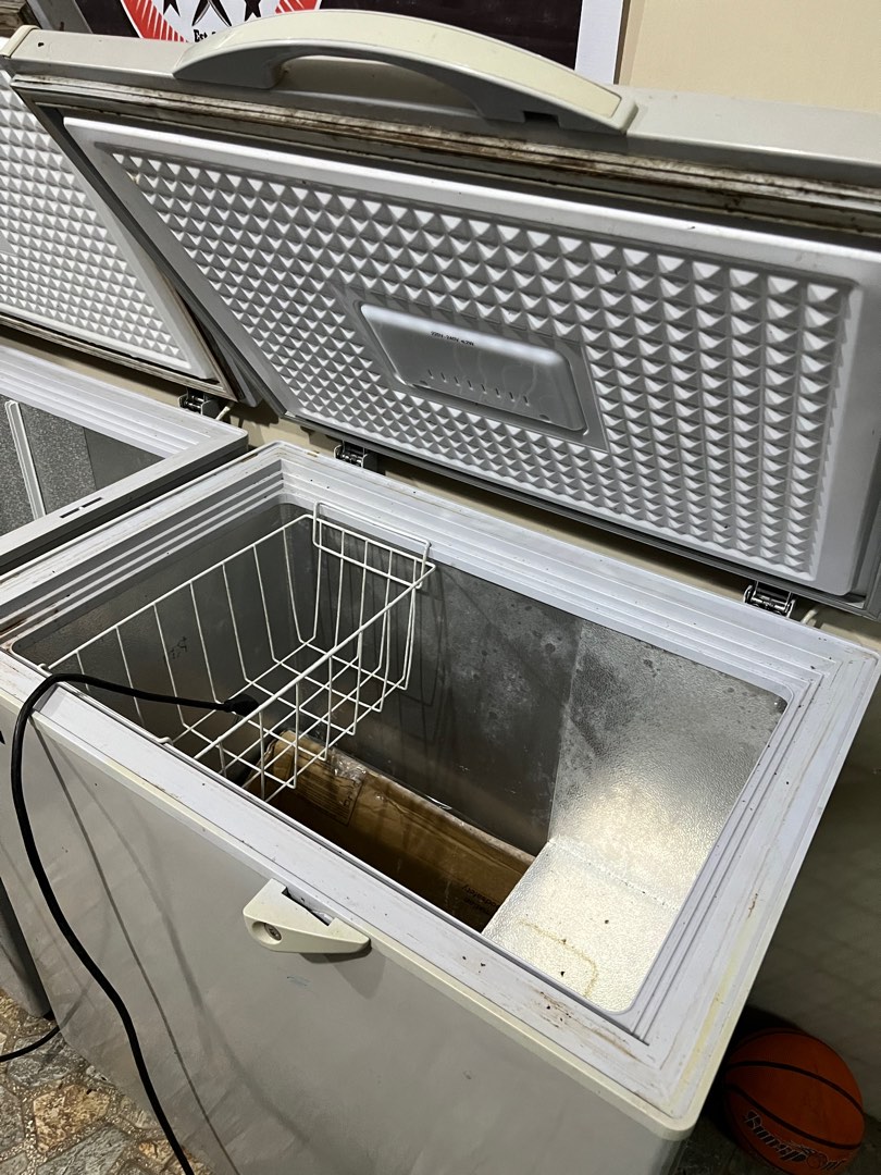 CHEST TYPE FREEZER RUSH, TV & Home Appliances, Kitchen Appliances ...
