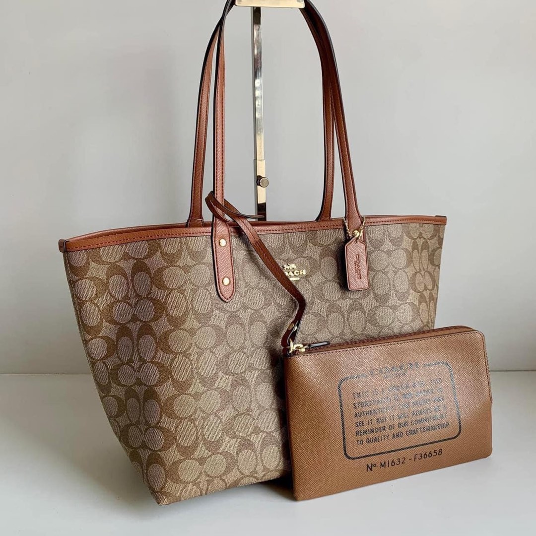 Coach Signature Reversible Tote Bag, Luxury, Bags & Wallets on Carousell