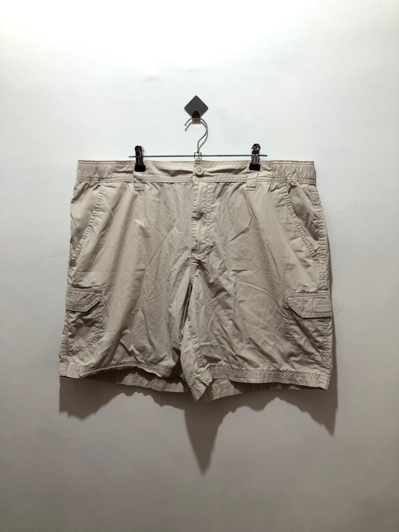 Columbia Cargo Shorts, Men's Fashion, Bottoms, Shorts on Carousell