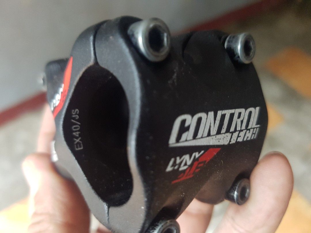 Controltech lynx stem on Carousell