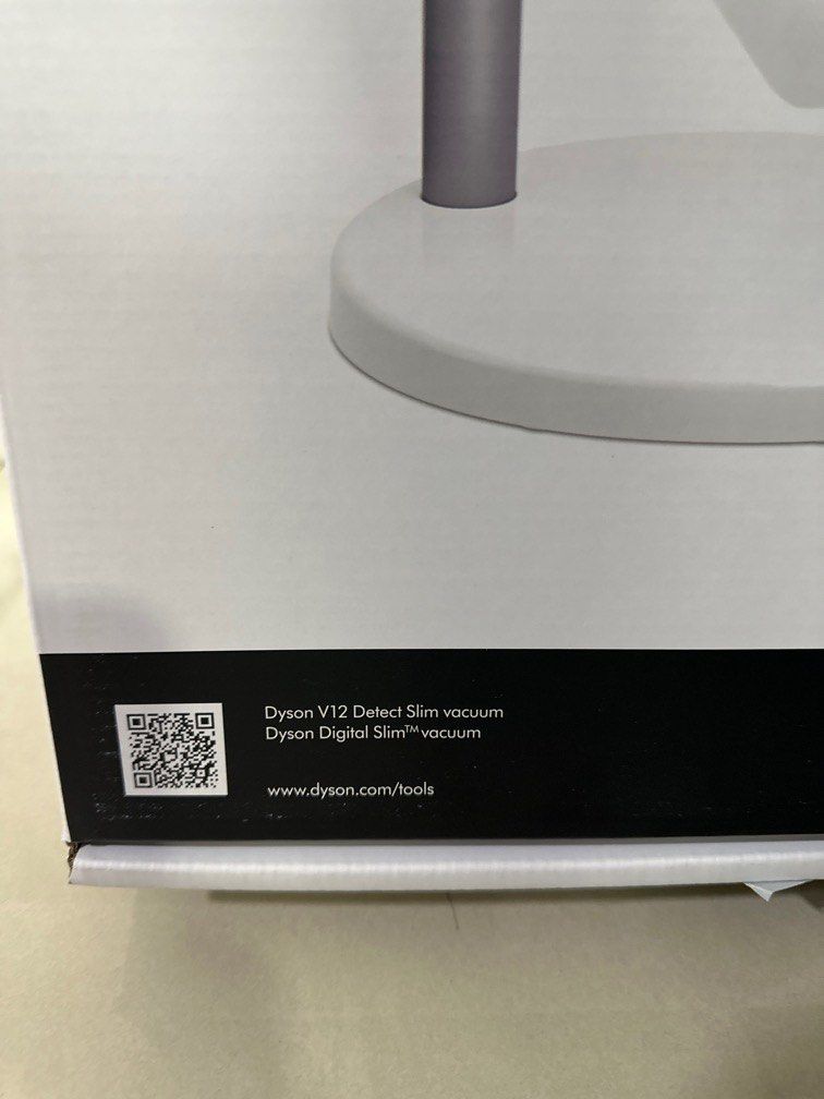 Dyson V12 Dok, TV & Home Appliances, Vacuum Cleaner & Housekeeping on ...