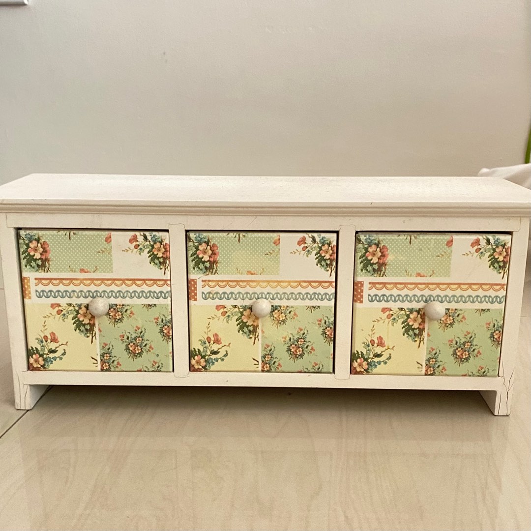 Floral Cottagecore Vintage Pastel 3-Compartment Drawer Organizer ...