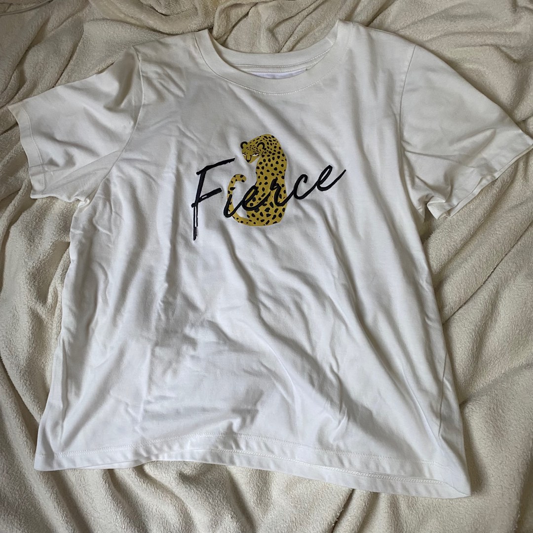 FORME White Shirt, Women's Fashion, Tops, Shirts on Carousell