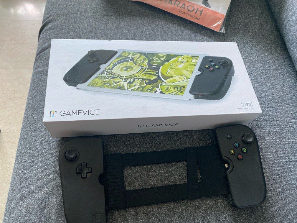 Gamevice IPad controller, Video Gaming, Gaming Accessories, Controllers ...