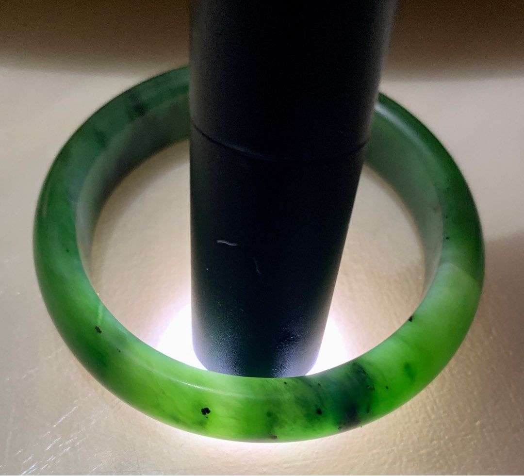 He Tian Green Nephrite Jade Bangle （和田玉緑手鐲）with certification（帶証書） 60g ...